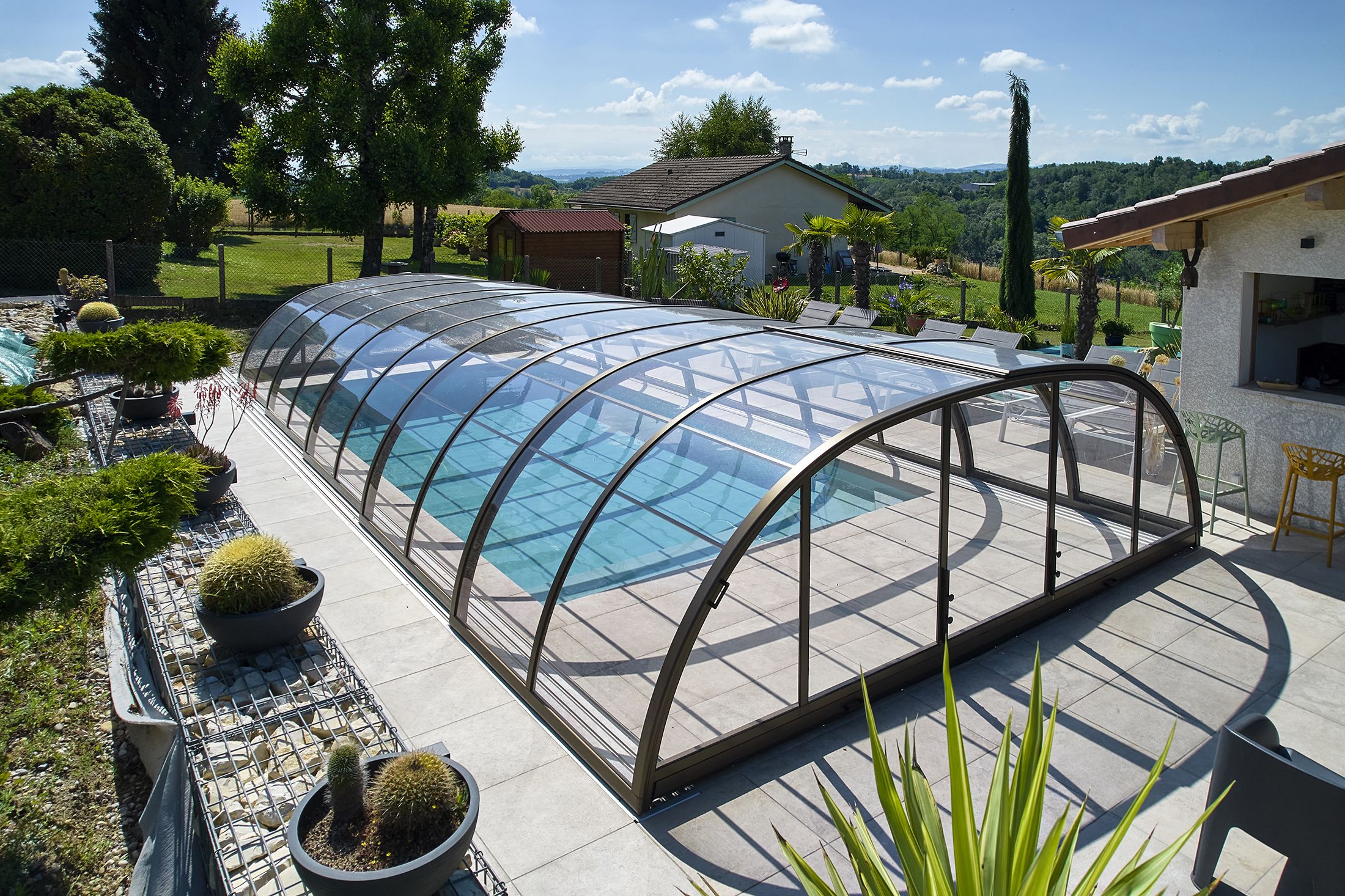 Abri de piscine sur-mesure : l'abri adapté | EuroPiscine